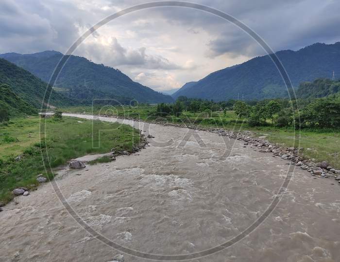 Image of Panighata-XB606932-Picxy