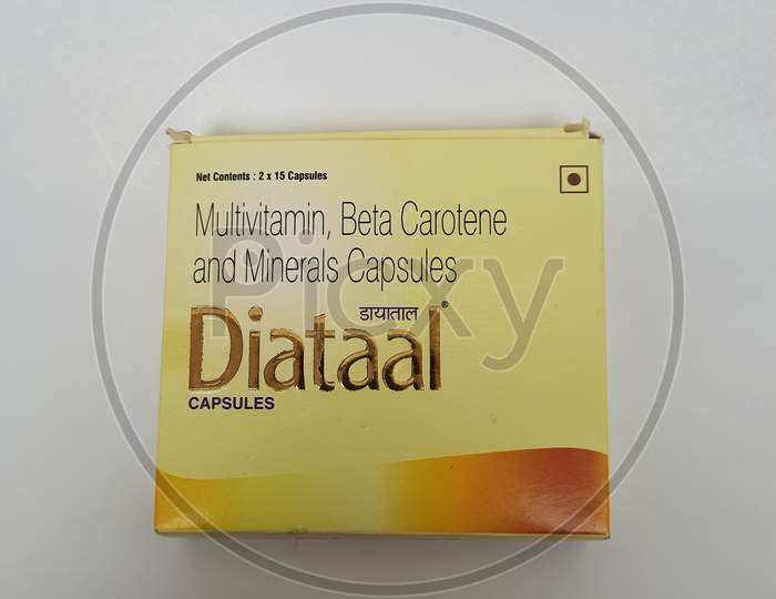 Image of Closeup Of Diataal Multivitamin, Beta Carotene And Minerals ...