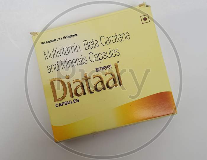 Image of Closeup Of Diataal Multivitamin, Beta Carotene And Minerals ...