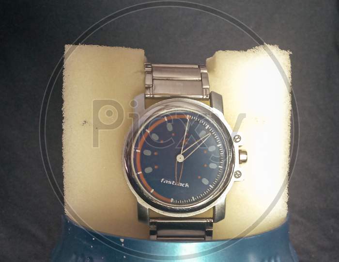 Image of Fast track watch image-XX976287-Picxy