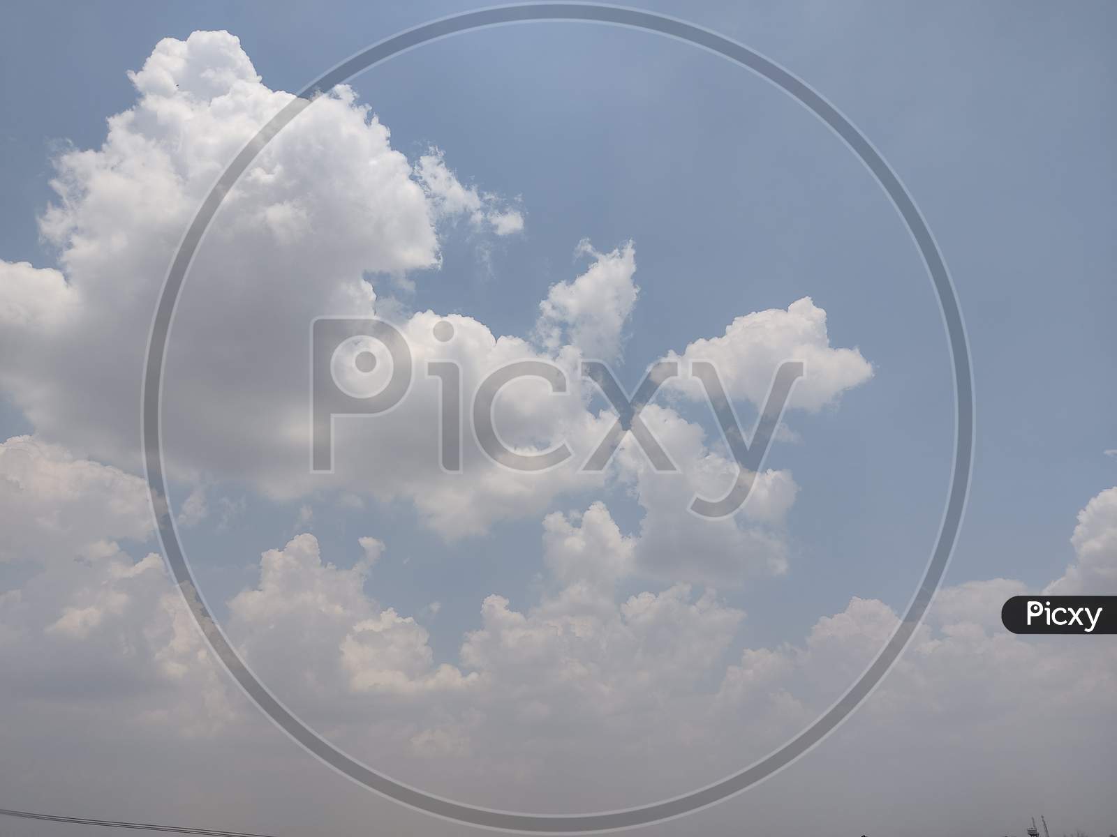 Image of Sky-XU288207-Picxy