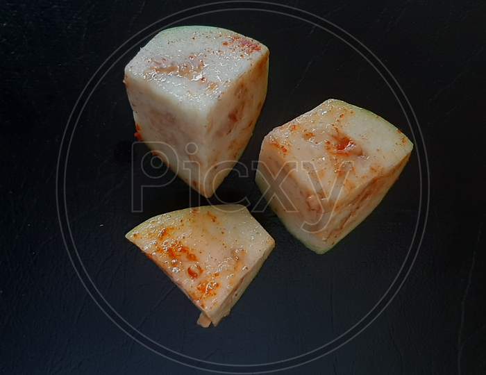 Image of Yellow Jamrukh Food White Background-MH886602-Picxy