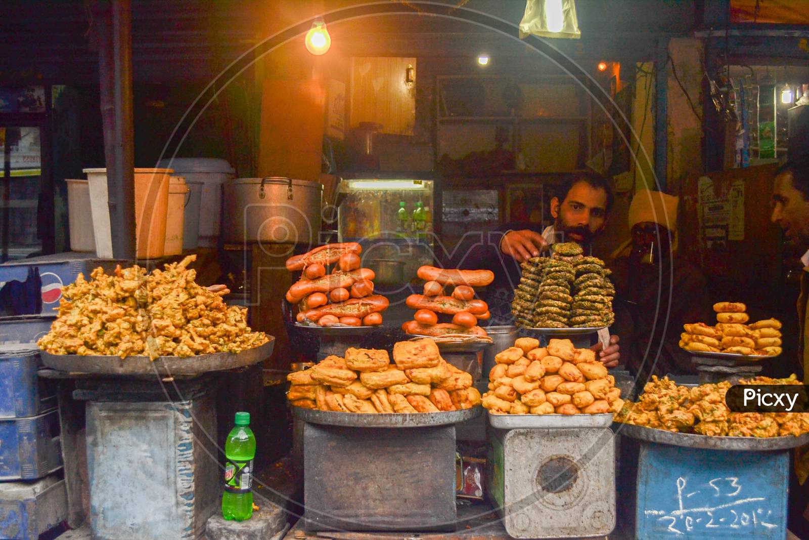 Image of Snack stall at Aut, Himachal Pradesh, India-WP010265-Picxy