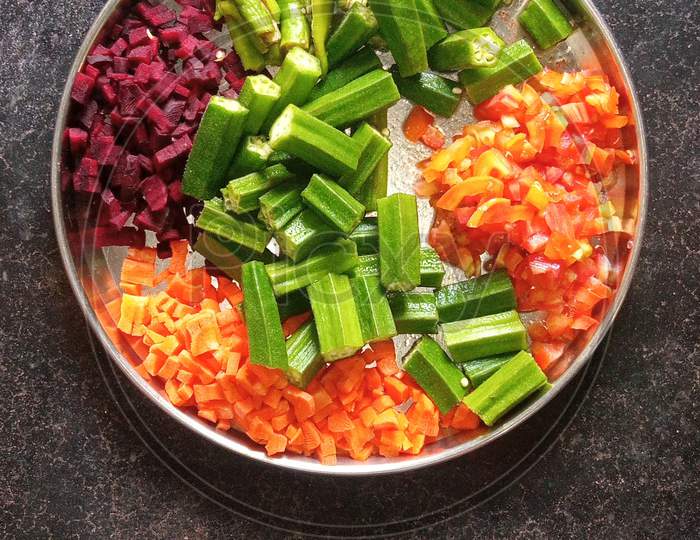 Image of Vegetable Pieces-XB321718-Picxy