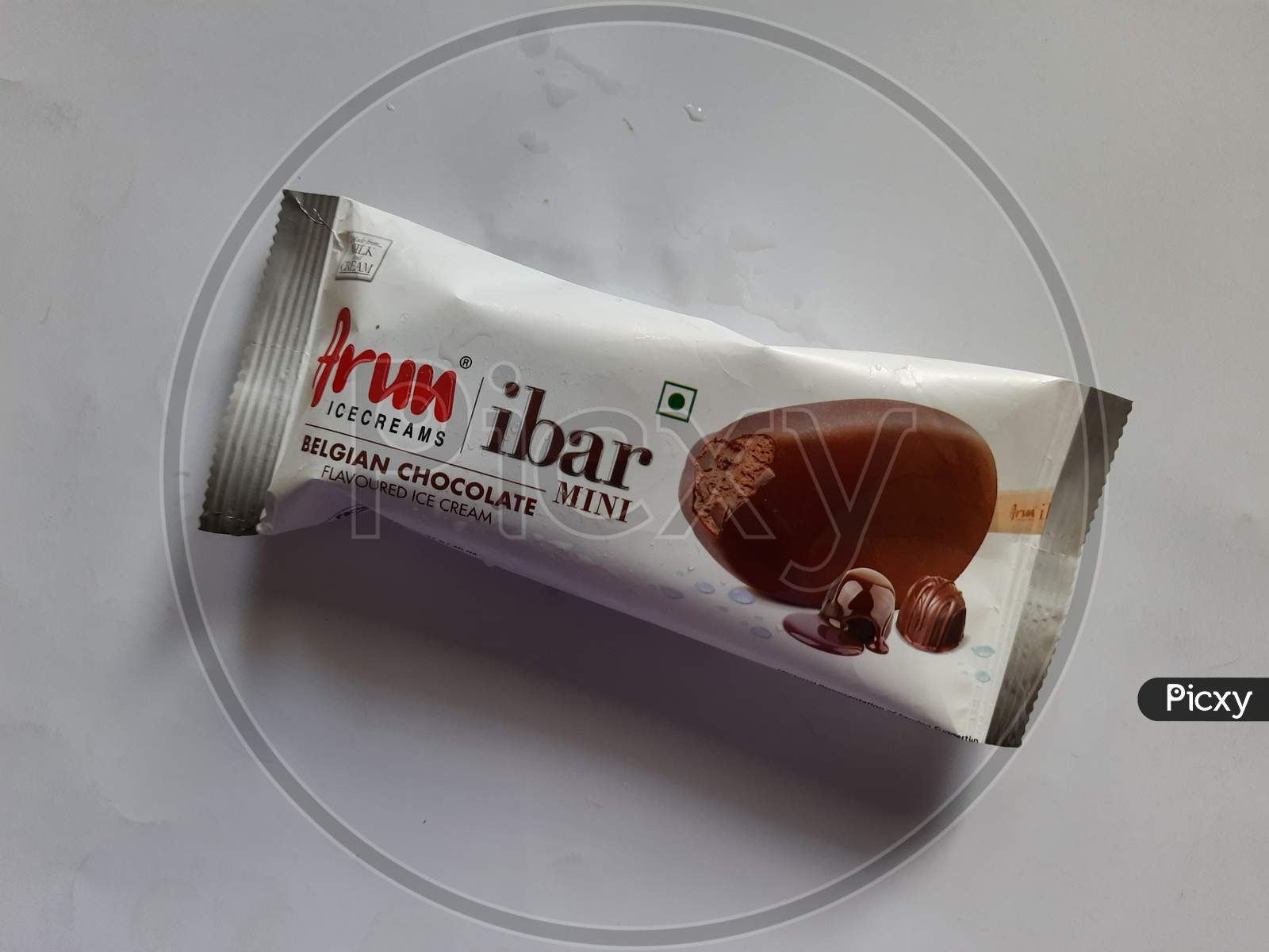 Image of Closeup of Raspberry Ripple, Chocolate, and Kulfi flavor Arun ...