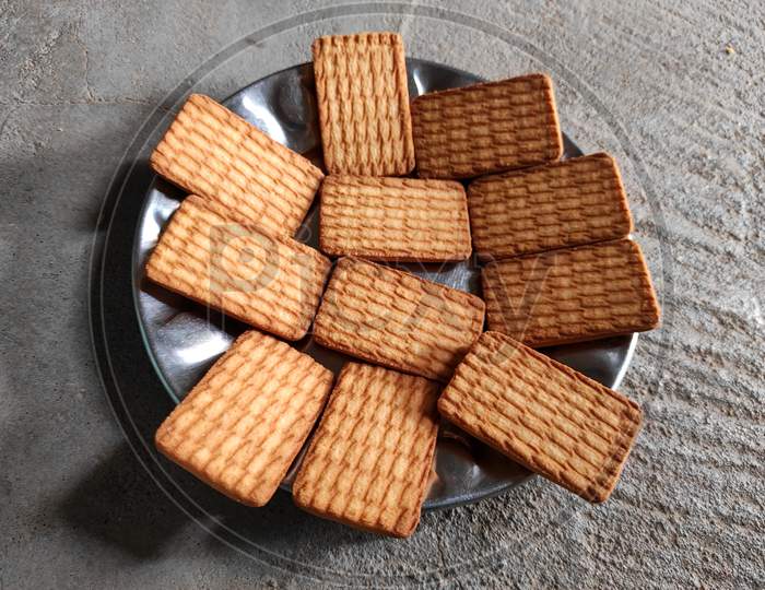 Image of Wheat Biscuits Steel Dish-LA871079-Picxy