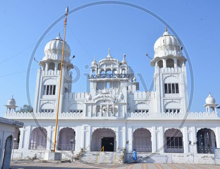 Image of Gurudwara patal puri sahib-OU324216-Picxy