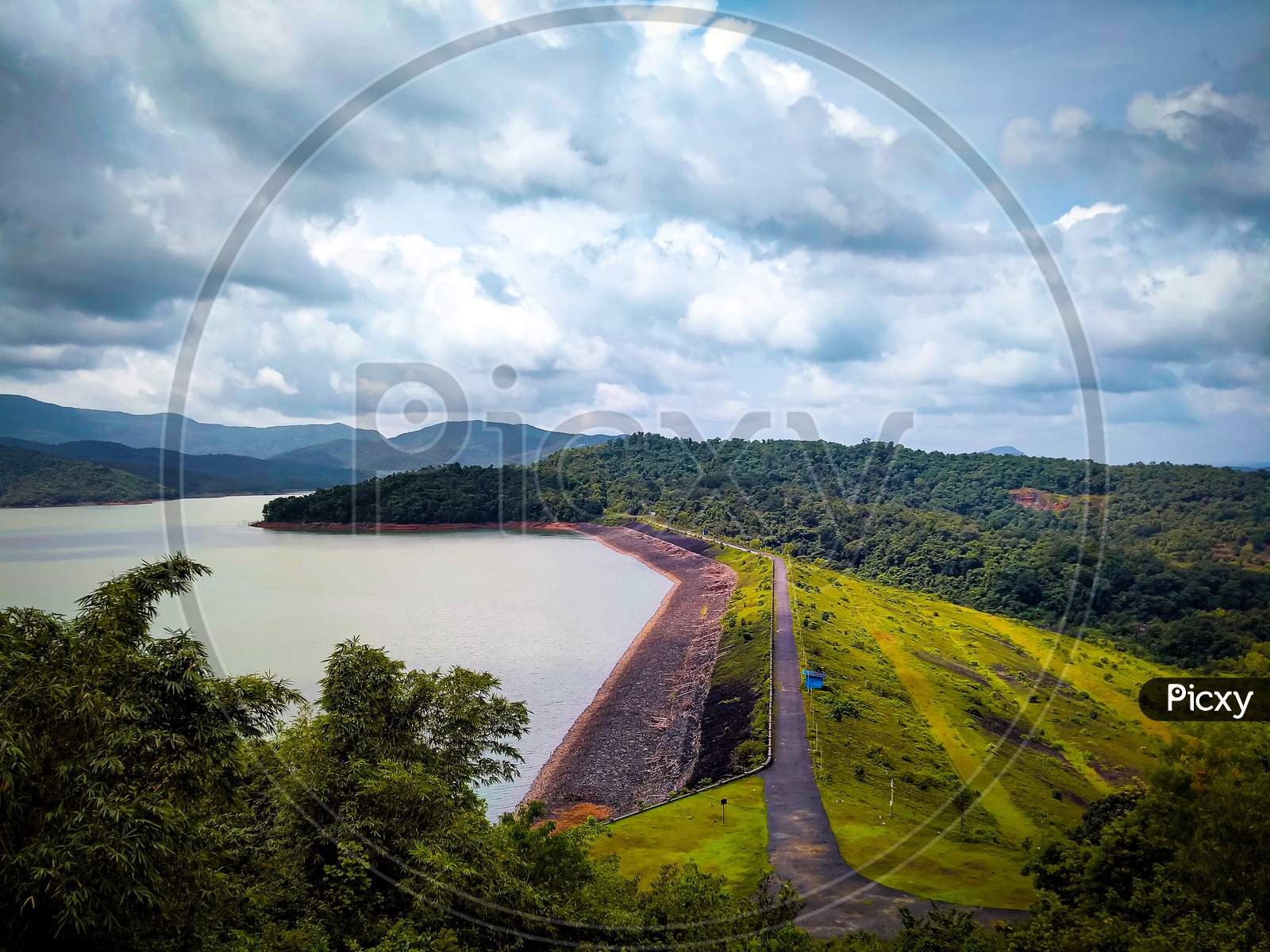 Image of Tilari Dam image maharashtra-RV738487-Picxy
