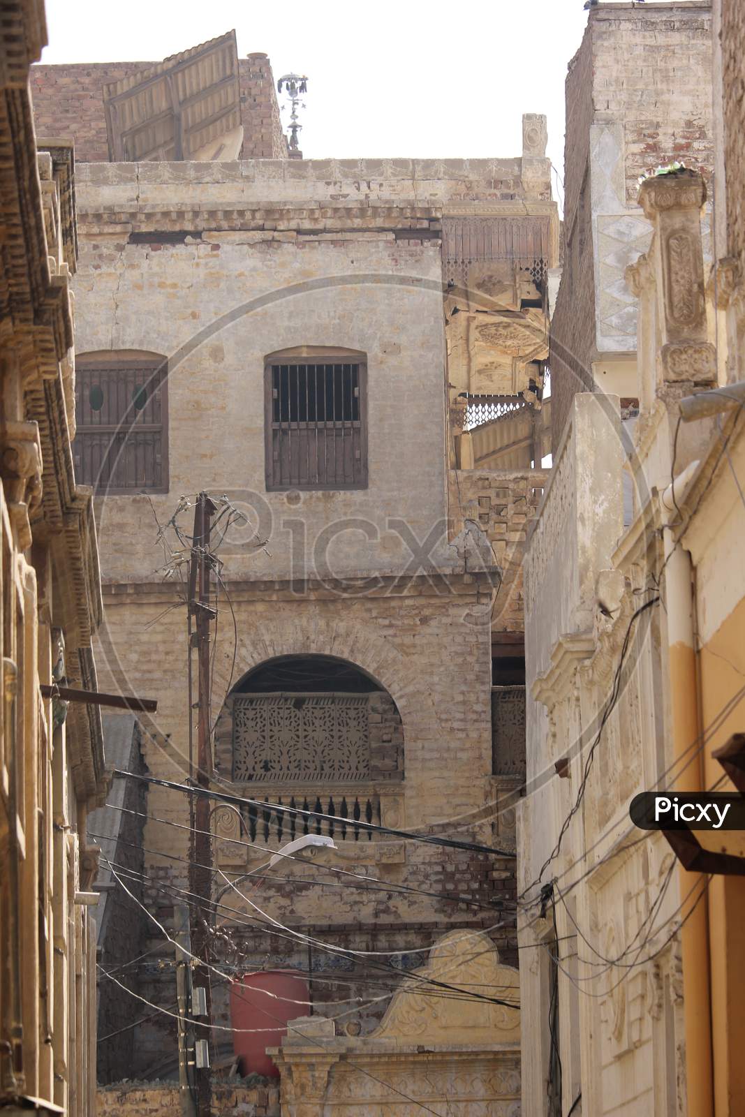 Image of Old heritage buildings of hyderabad Sindh Pakistan-US096903-Picxy